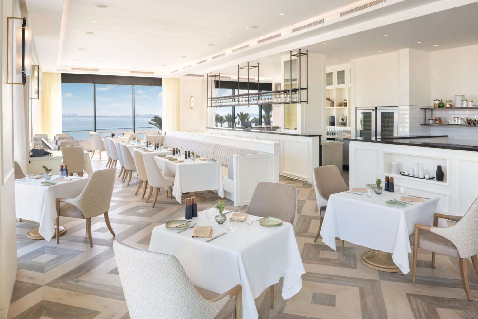 ALTO 54 At Address Sky View